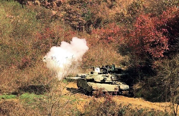 141편.대한민국 전차 전력 발전사로 보는 전차 이야기. 115mm 활강포. T-12 대전차 포. 2A20. U-5TS ...