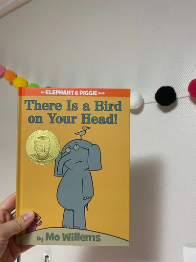 Elephant & Piggie (코끼리와 꿀꿀이) There Is a Bird on Your Head! : 네이버 블로그