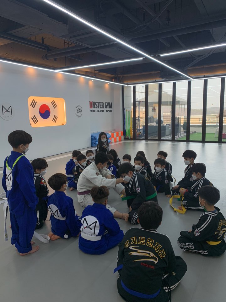 몬스터짐 수련시간 신설 정원특별모집 지금이 기회 몬스터와 신학기 새출발을 함께 하세요 고운동 몬스터짐 몬스터합기도주짓수