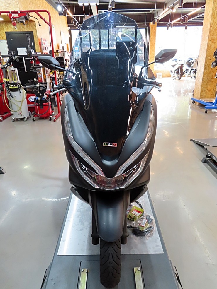 스쿠터센터 혼다 더뉴 Pcx 스팀세차서비스 정품 점화플러그 에어필터 드라이브벨트 무브볼 슬라이더피스 센터