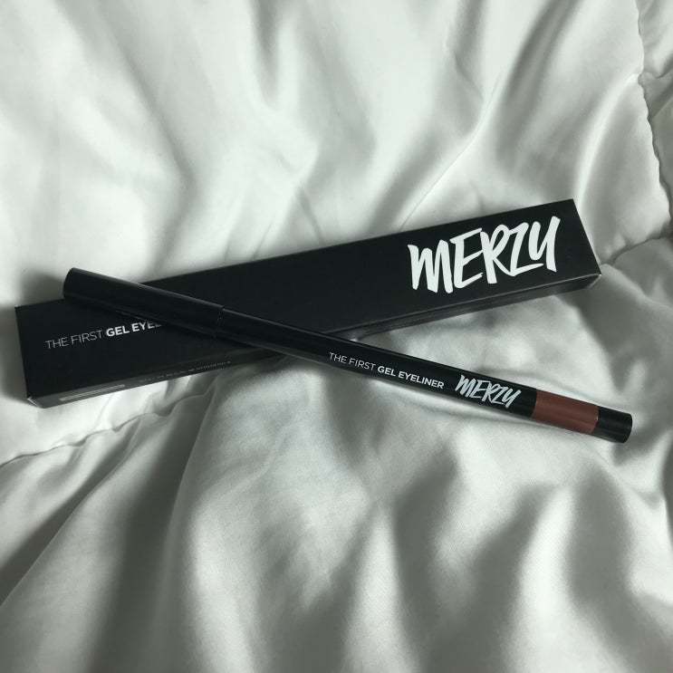 [MERZY 머지 더 퍼스트 젤 아이라이너] 시에나 브라운 : 네이버 블로그