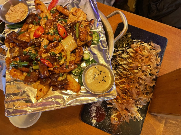 신논현 술집영동시장 맛집 존맛탱 우기 식당 육지 2호점 내 돈 내산 후기 술잔고르기포장마차영동시장항정살껍데기