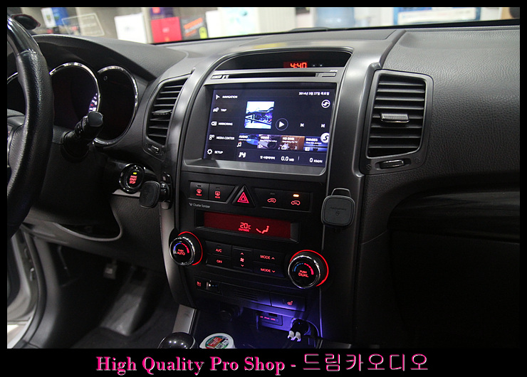 대전 쏘렌토R 네비메립 ☆ 순정네비 탈거후 무선미러링 지원되는 JY-N7000 네비게이션 매립 시공 !! : 네이버 블로그