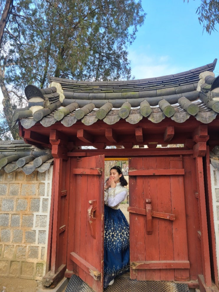 전북 전주 한복 입고 전주 한옥마을 당일치기 뚜벅이 여행👫 전주역 자매갈비전골 한옥마을 한복남 두이모비빔밥와플
