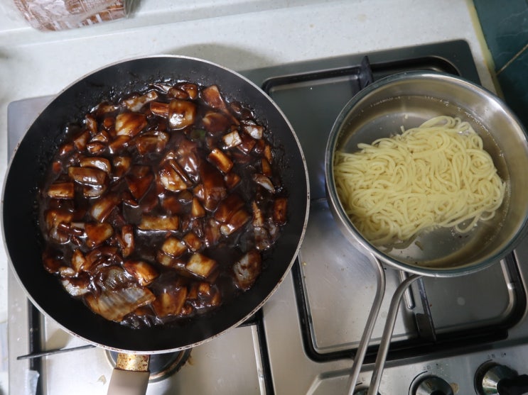 이연복 목란 짜장면 집에서 즐기기 (마켓컬리 주문) : 네이버 블로그