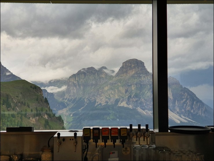 [돌로미테] 코르바라 식당 - 피츠 보에 알파인 라운지(Piz Boe Alpine Lounge) : 네이버 블로그