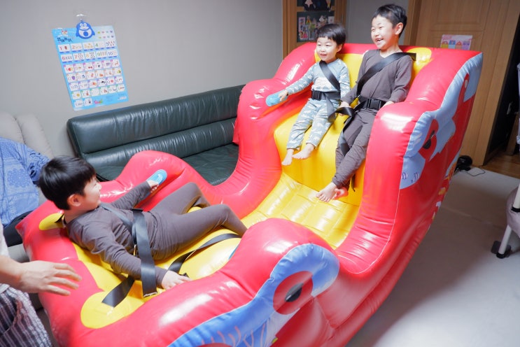 집콕놀이 가정용 홈 에어바운스 대여 꽃게시소 바이킹 상륙기 네이버 블로그
