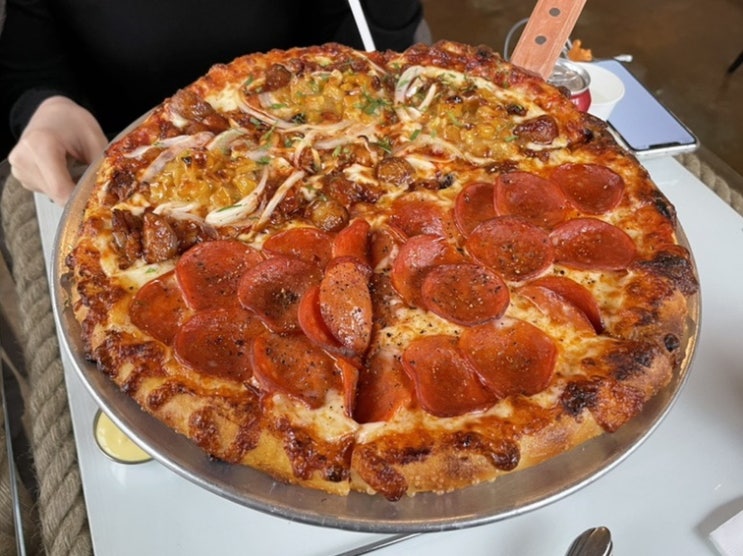 [홍대입구역] ANOV PIZZA 아노브 피자 / 피자쟁이가 인정하는 연남동피자, 연남피자맛집, 연남동피맥, 연남동맛집, 연남동 ...