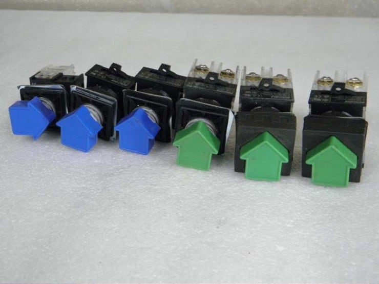 스위치 푸시스위치 Push Button KACON 947-5-1 600V 10A EN60947 KACON EMO SWITCH ...