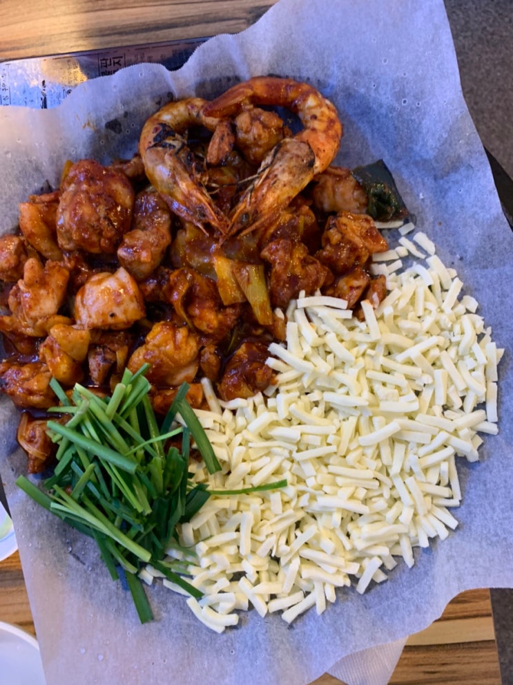 강북수유 국내산 생닭고기만 사용하는 수유역 인근 감성 맛집 ‘지동닭갈비 방문후기 네이버 블로그