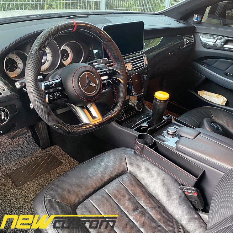 벤츠 w218 cls , cls63 최신형amg카본핸들교체,벤츠잠자리핸들 최저가장착&교체 : 네이버 블로그
