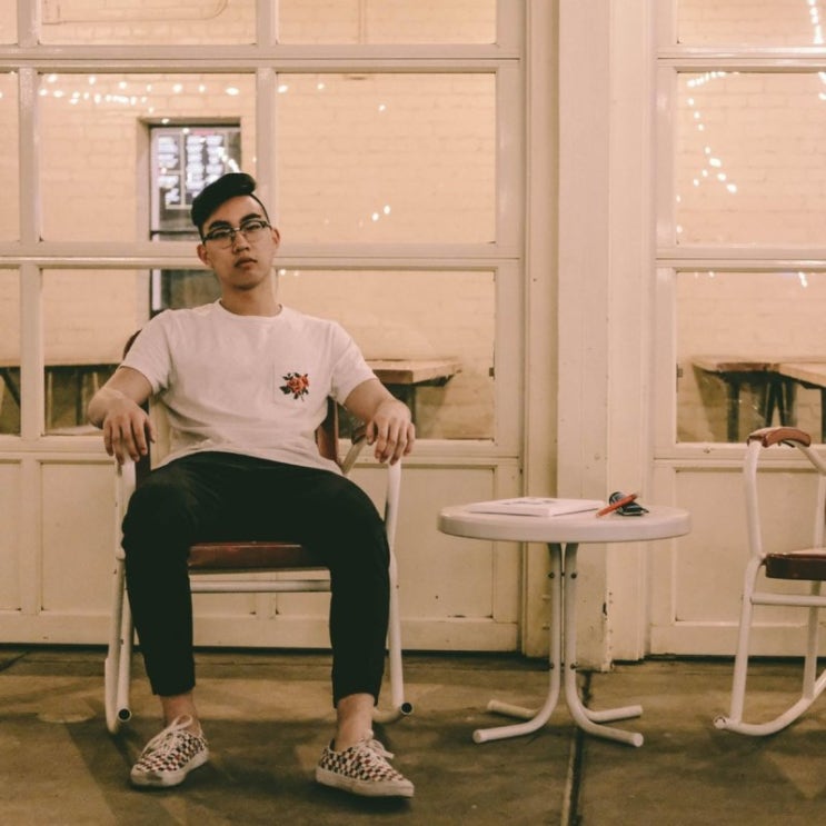 [팝송추천] Luke Chiang (루크 치앙) - Shouldn't Be (MV/가사/해석) : 네이버 블로그