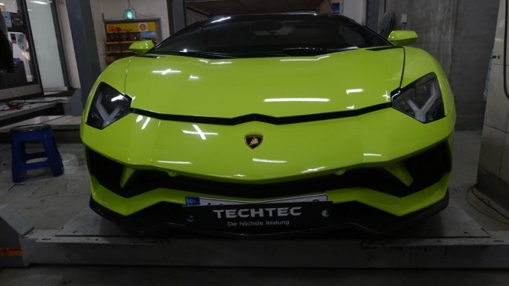 멕라렌 GT , 아벤타도르 , New R8 , 840i 테크텍 가변 모듈 : 네이버 블로그