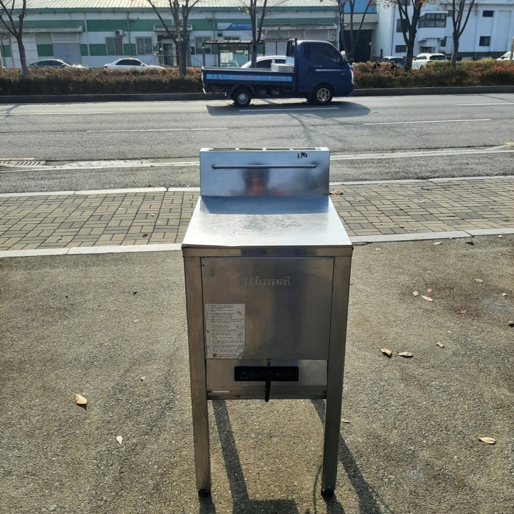 분식집 치킨집 등을 오픈 준비중이시라면 꼭 필요한 린나이 중고 튀김기입니다lpg 노즐교체 가능 네이버 블로그