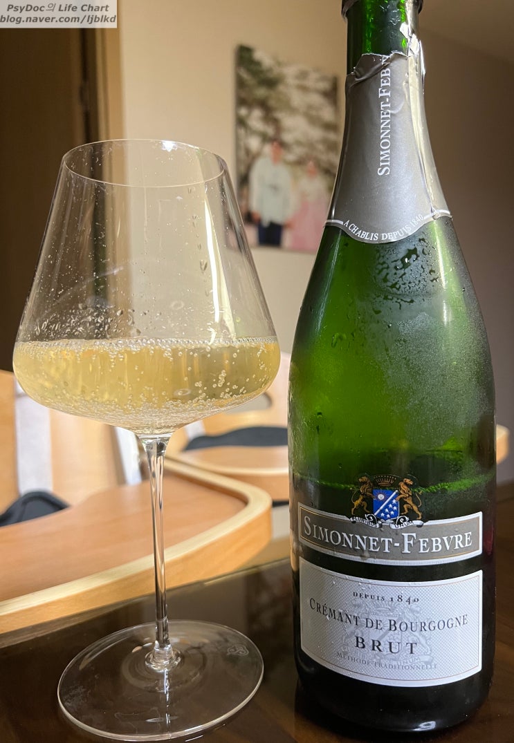 시모네 페브르 크레망 드 부르고뉴 브뤼 Simonnet Febvre, Cremant de Bourgogne Brut , 샴페인 ...