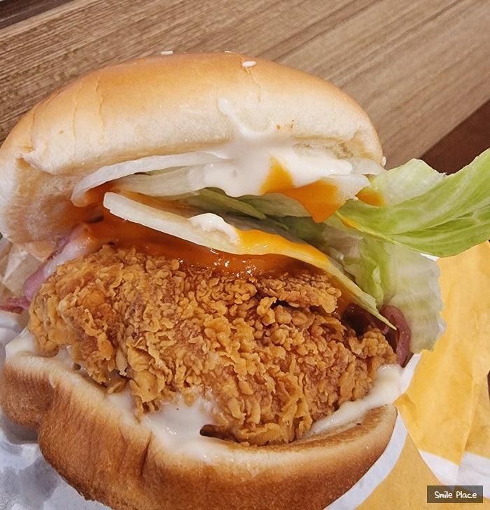 서래마을 맘스터치 치즈홀릭버거 에멘탈 네이버 블로그