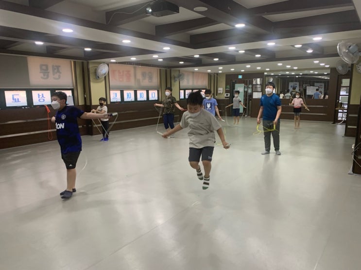 구리시줄넘기 인창동 줄넘기 겨울방학 특강 모집 음악줄넘기 전문교육관 줄넘기 신청무 점핑클럽 유치부초등부중고등부
