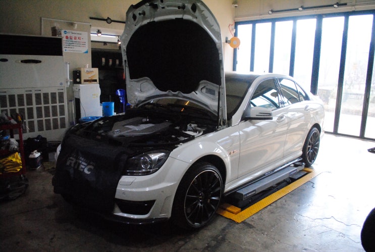 부천팀디sr모터스 벤츠 W204 C63amg 밸브커버 가스켓 포르텍 디퍼런셜 오일 교환 네이버 블로그