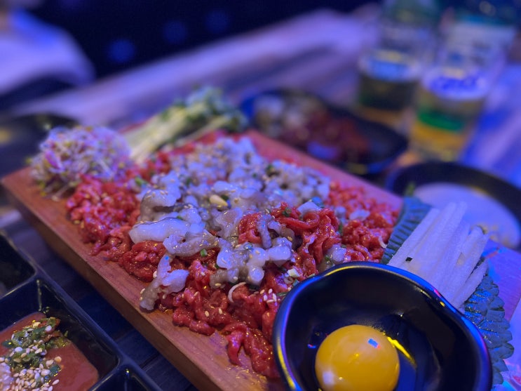공덕역 맛집 육회어때 공덕점 신선한 한우육회와 산낙지에 쏘맥 한 잔 어때 네이버 블로그