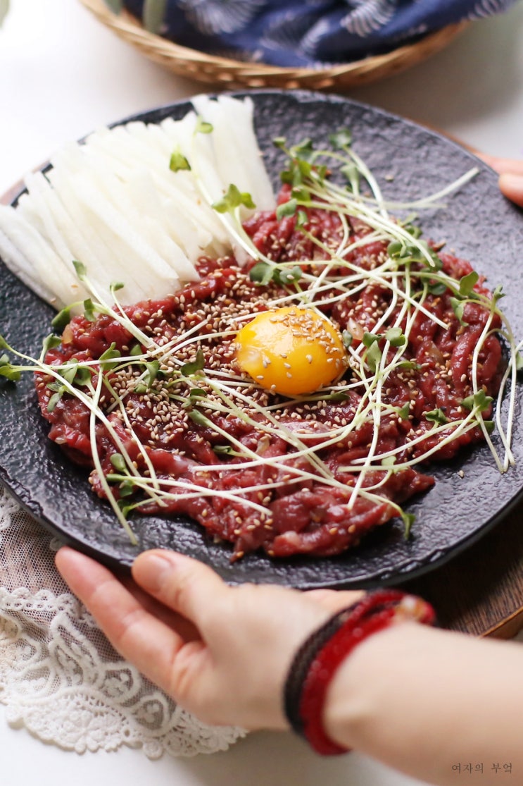 소고기 육회 만드는법 맛있는 육회 양념 소스 부위 집에서 소주안주 술안주 베스트 네이버 블로그
