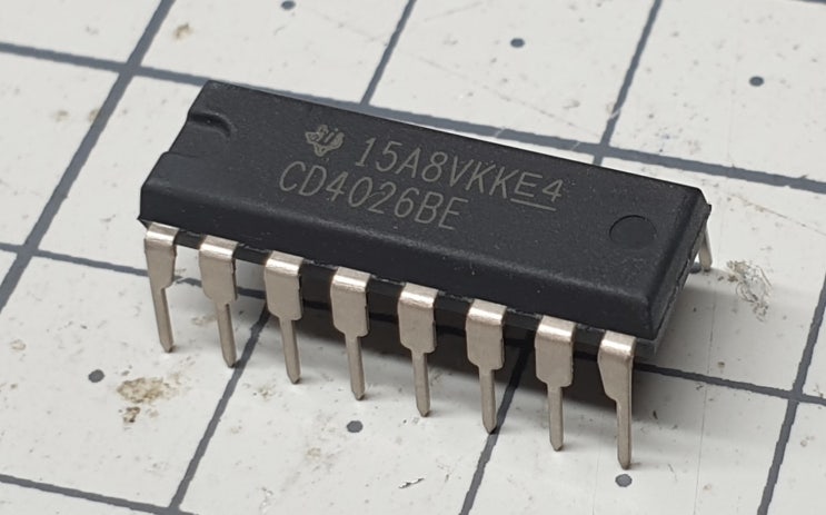 카운터/7세그먼트 디코더 IC CD4026 실험 : 네이버 블로그