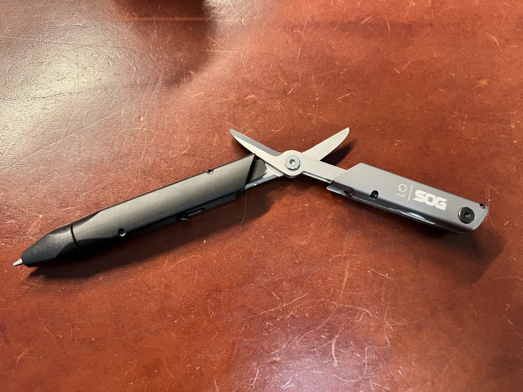 SOG 바톤 Q1 멀티툴 펜 리뷰 : 네이버 블로그