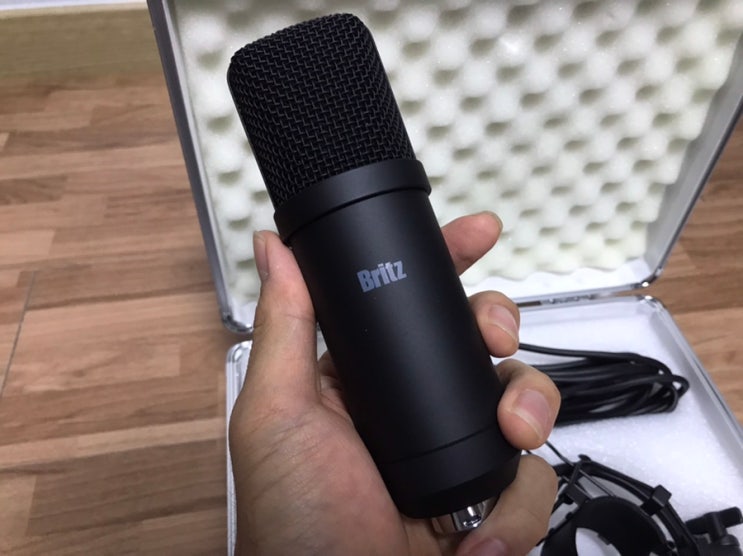 [콘덴서마이크 추천] 가성비 좋은 마이크! 브리츠 BE-STM700 내돈내산 후기! 연결 후 음질 비교! : 네이버 블로그