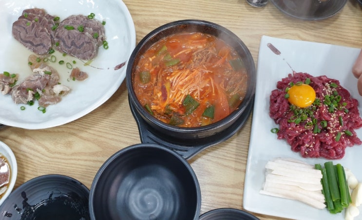 강릉교동택지신생맛집한우수육한우육회한우육개장한우곰탕소뜰가덕산박철수교수맛집박철수교수맛집한림성심대학교수시모집