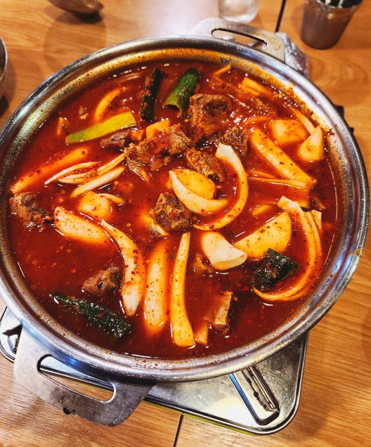 서울강남구신논현역맛집 청평숯불갈비 무진장 매운갈비찜과 달큰한양념의 돼지갈비가 맛있는 강남구 대표 노포식당 네이버 블로그