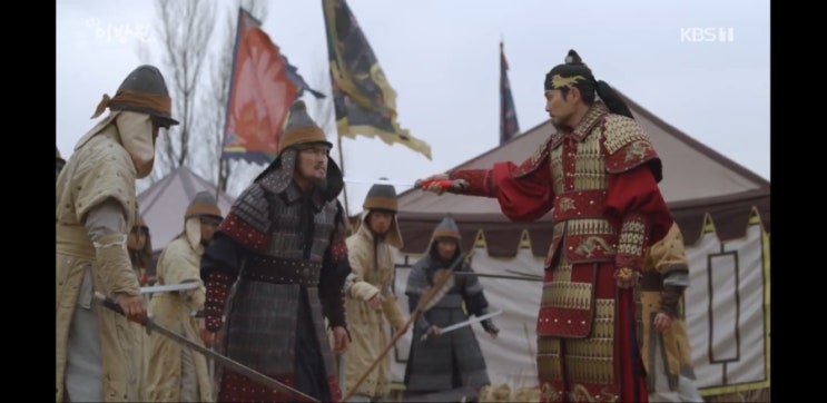 이 갑옷을 보고 생각난 어느 갑옷 : 네이버 블로그