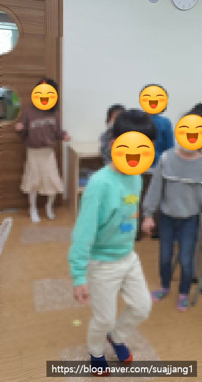 【그림책 수업절대로 누르면 안 돼】 규칙을 알려주고 이해하는 책저학년 수업돌봄 교실 수업방과후 수업 네이버 블로그