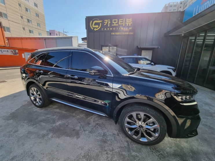 기아 쏘렌토MQ4 오로라 블랙펄 차량에 어울리는 레인보우I90 BLACK 썬팅 조합 신차패키지 카포먼스 대구점에서 시공.대구 동구 신차 썬팅은 여기로 오세요. : 네이버 블로그