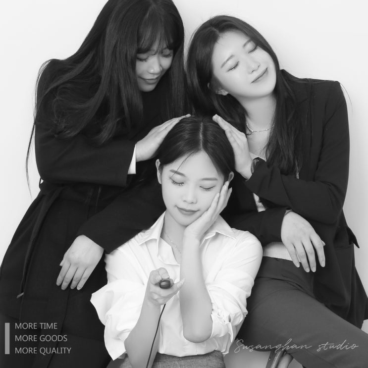 홍대셀프스튜디오 홍대에서 셀프스튜디오 촬영하고 당일 보정 ♨ 수상한사진관 홍대2호점 네이버 블로그