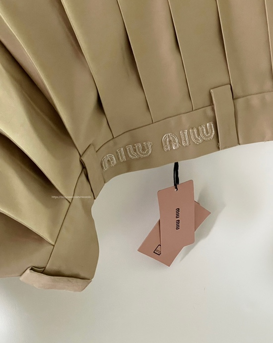 Miu Miu 미우미우 플리츠 스커트 It38 입고 페니로퍼 니트 가디건 셔츠 자켓 쇼츠 직구 Via 파페치 네이버 블로그