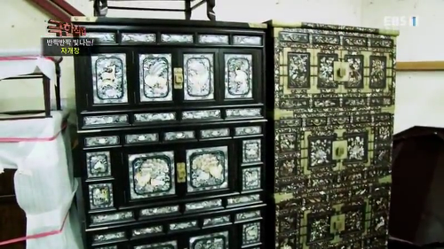 극한직업 자개장 수리 공방 성동구 리폼 재가공 제작 맞춤 업체 이의철 박석천 이영수 김형석 고려공방 가격 자계장 자게장 업체 ...