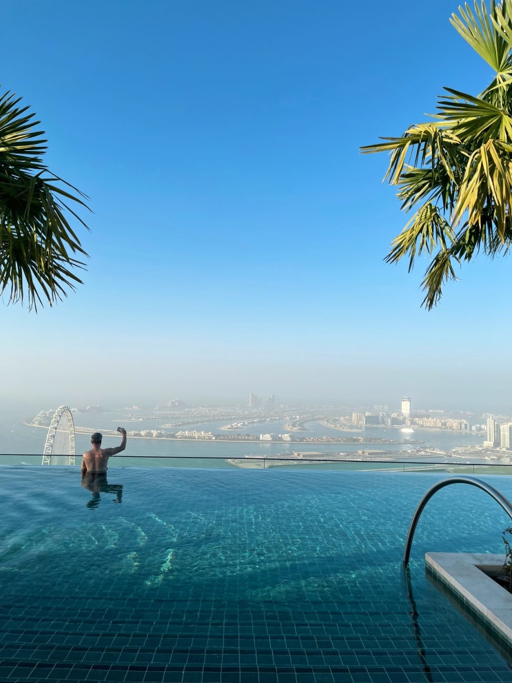[두바이] 세계에서 가장 높은 인피니티풀 Bar, ZETA 77💛 : 네이버 블로그