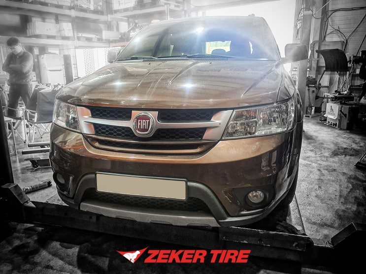 피아트 프리몬트 듀런 RU06 235-55-19 타이어 교환, 수입차 타이어교환 제커타이어 : 네이버 블로그