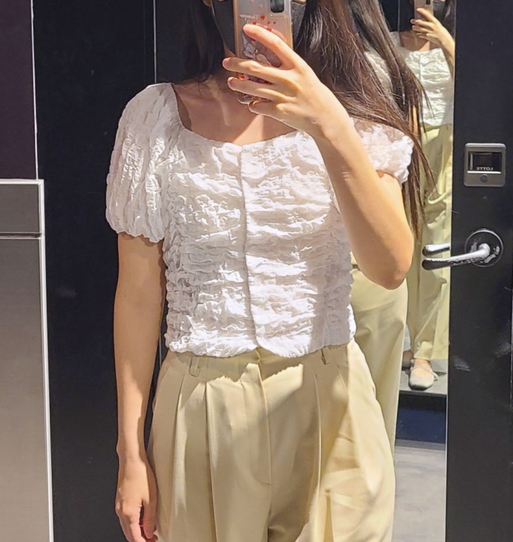 게스 수지 셔링 블라우스 부터 데님 원피스까지 착샷 후기 남겨요 : 네이버 블로그