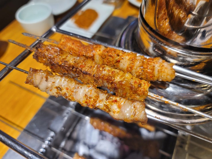건대 양꼬치 깊은 고소함에 푹 빠지는 경성양육관 네이버 블로그