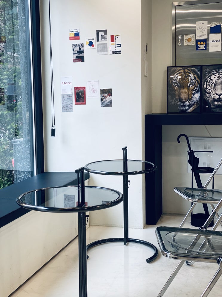 증미역 카페, 슬로프커피(Slope coffee) | 미드센추리모던 분위기 물씬 : 네이버 블로그