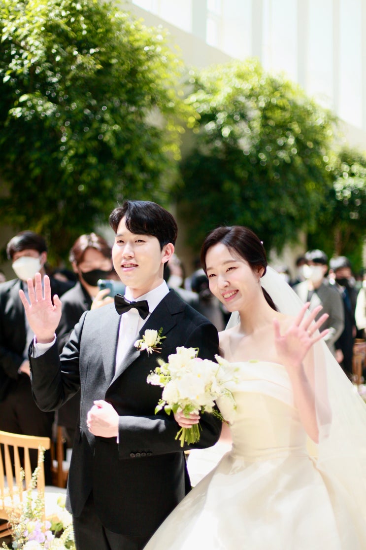 본식이야기 더채플 앳 논현 라포레홀 클라우디아 김선진끌로에 알렉스플라워 By 로맨틱아틀리에 안나영이사 네이버 블로그