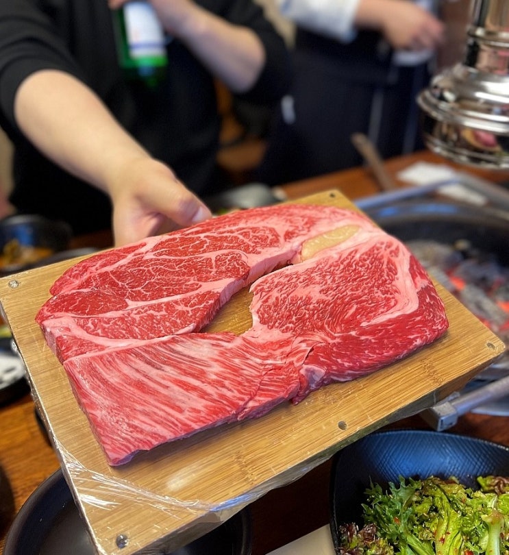 군포 금정산본 맛집 직접 구워주는 한우전문점 한우만 룸있음 각종 모임 부모님 기념일 추천 네이버 블로그