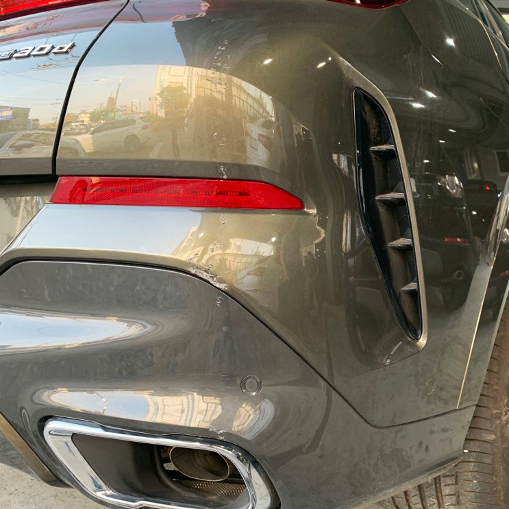 Bmw X6 뒷범퍼 도색수리 성수동 삼성모터스 강남 압구정 잠실 수입차 판금도색복원수리 전문 공업사 네이버 블로그