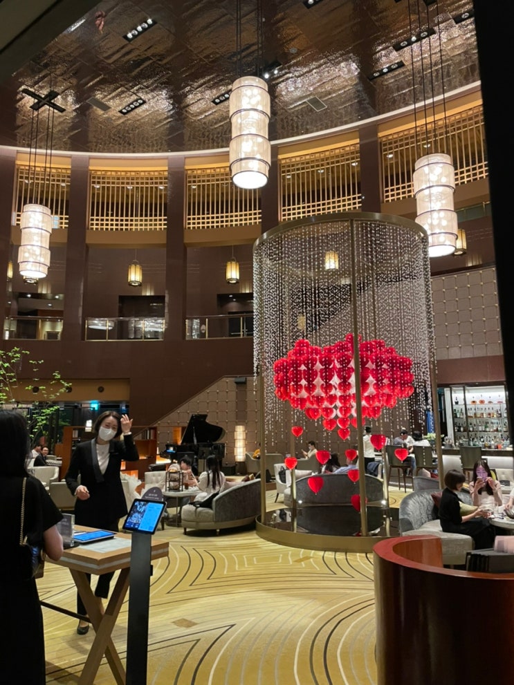 강남 그랜드 인터컨티넨탈 서울 파르나스 로비라운지and바 로열 하이티 솔직후기 네이버 블로그