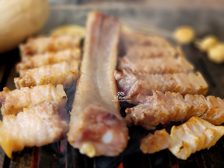 줄서는 식당 통뼈삼겹살 서촌 뼈탄집 숙성 뼈탄 삼겹살 계탄밥 매운 직화 뼈구이 네이버 블로그