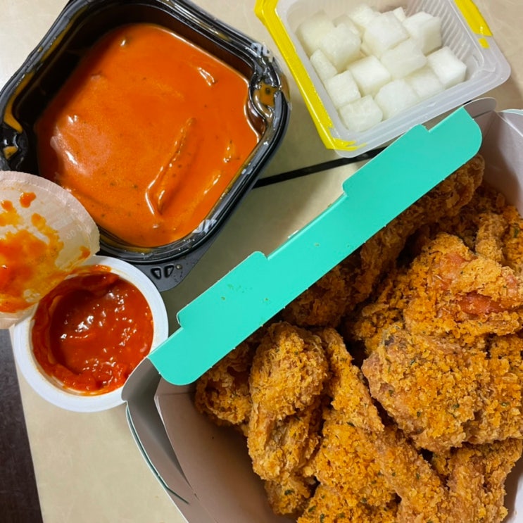 내돈내산 Bhc 치퐁당 후라이드 분모자 로제 떡볶이 스윗하바네로소스 추가 요기요 4000원 할인 토스 2000원 캐시백