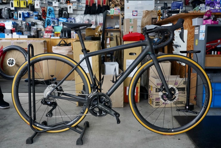 [입고] 에스웍스 에이토스 듀라12단Di2 / S-Works Aethos - Dura-Ace Di2 : 네이버 블로그