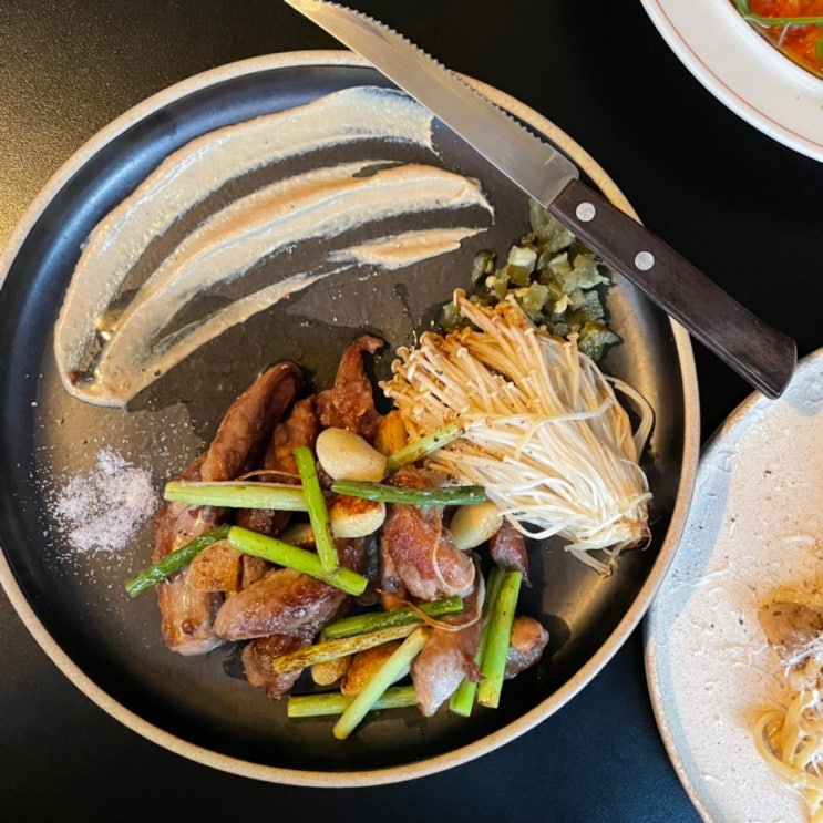 용산 분위기 좋은 와인바 버터라이스클럽 이베리코 늑간구이 트러플오일파스타 부라타토마토버터라이스 네이버 블로그