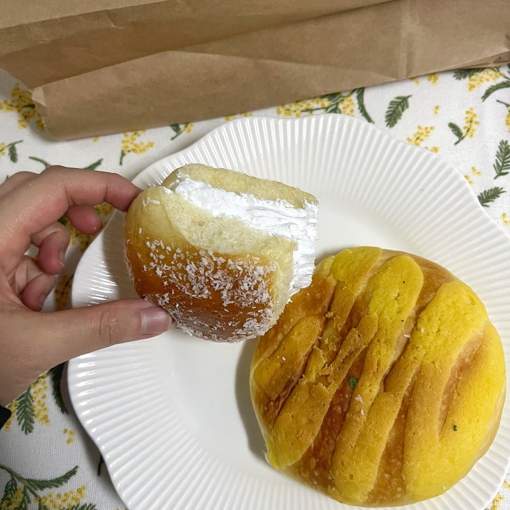 [빵지순례] 건대입구역 바로군 빵집 : 네이버 블로그