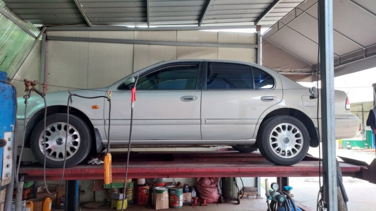 [자동차부식수리]인천SM520V...전체부식수리,본드식하체관리.1편. : 네이버 블로그